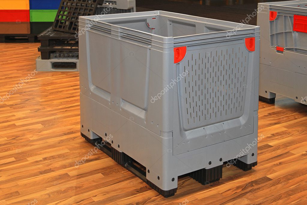 Pallet box Stock Photo by ©Baloncici 32920545