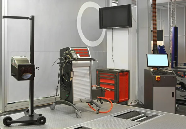 Nikon cmm machine Stock Photos, Royalty Free Nikon cmm machine Images ...