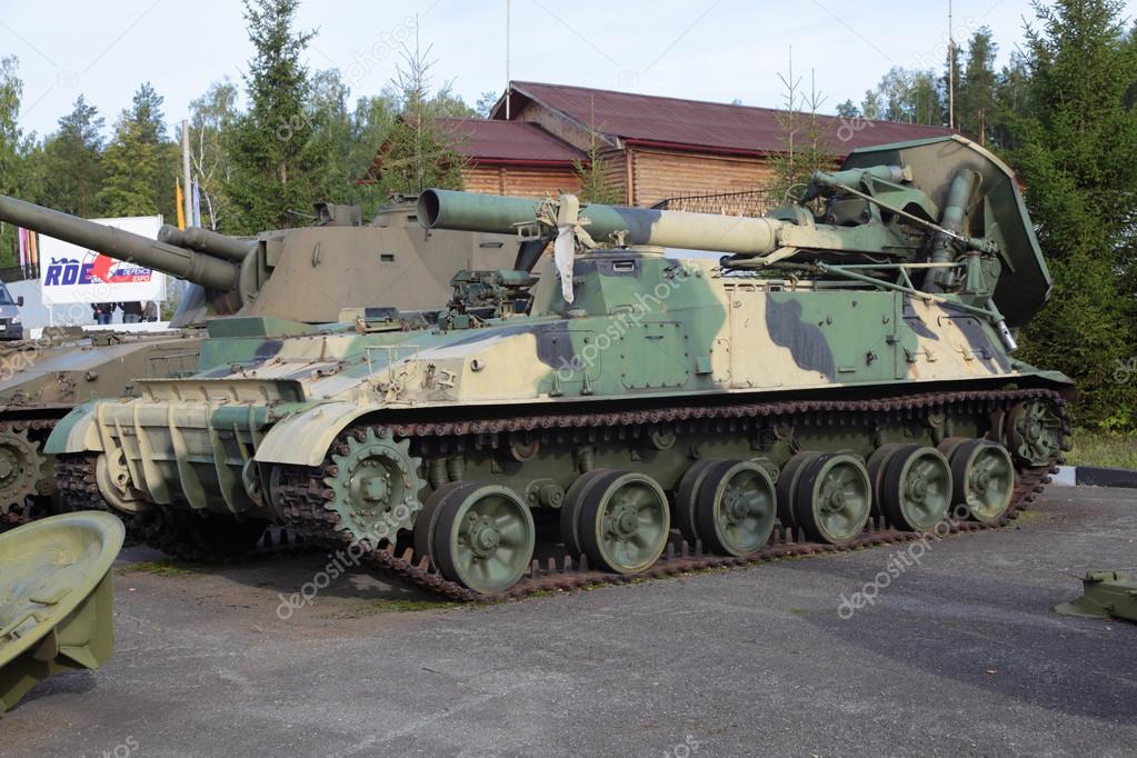 2S4 Tulip - Soviet 240-mm mortar. – Stock Editorial Photo © id1974 ...