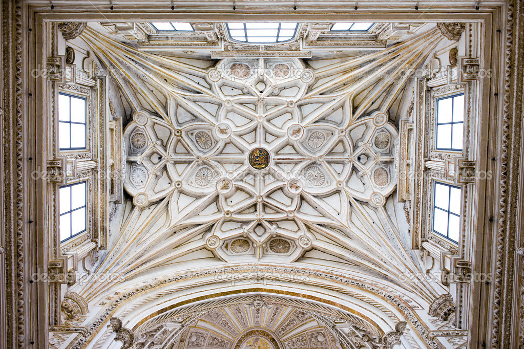 Ribbed Vault Ceiling of the Mezquita Cathedral — Stock Photo © rognar ...