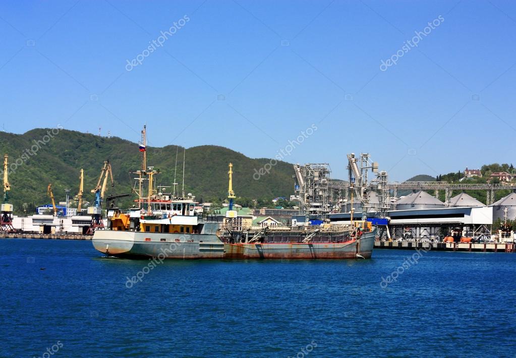 Seaport terminal — Stock Photo © pingvin121674 #38875729