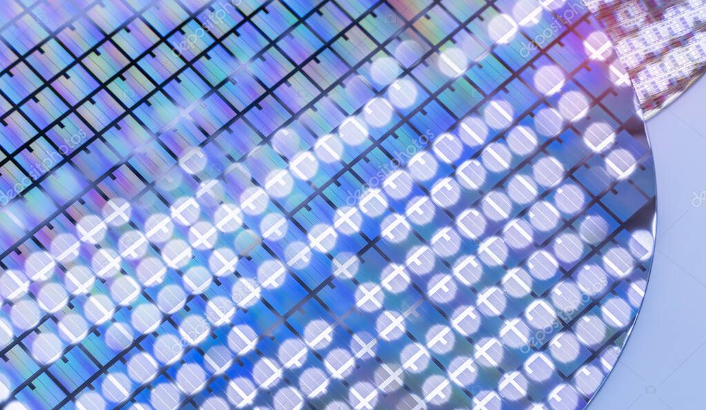 Obleas de silicio con microchips utilizados en electrónica para la ...