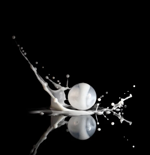 Milk drop splash Stock Photos, Royalty Free Milk drop splash Images ...