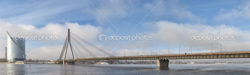 Vansu bridge Stock Photos, Royalty Free Vansu bridge Images | Depositphotos