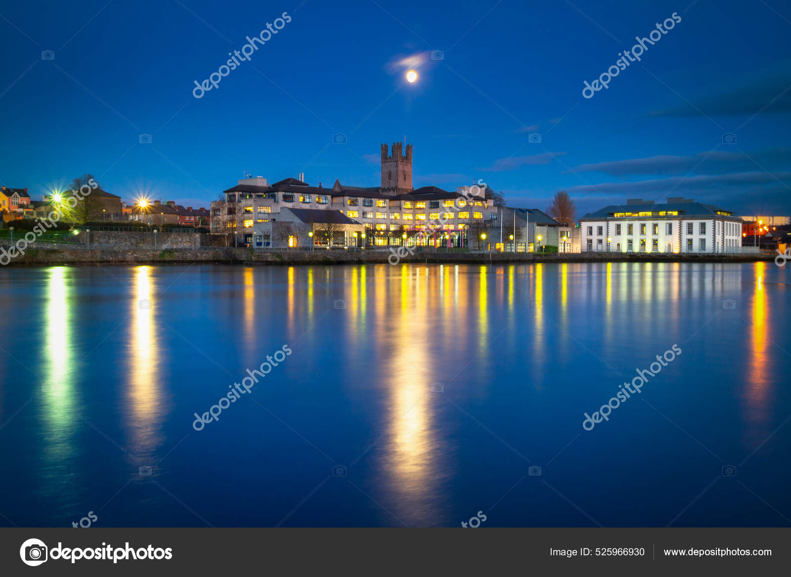 Beautiful Scenery Limerick City Shannon River Night Ireland Stock Photo ...