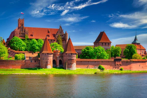 Malbork castle Stock Photos, Royalty Free Malbork castle Images ...