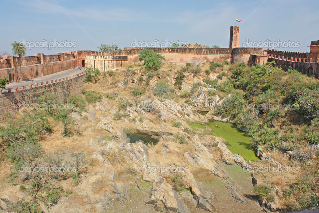 The Jaigarh Fort near Jaipur is one of the most spectacular forts in ...