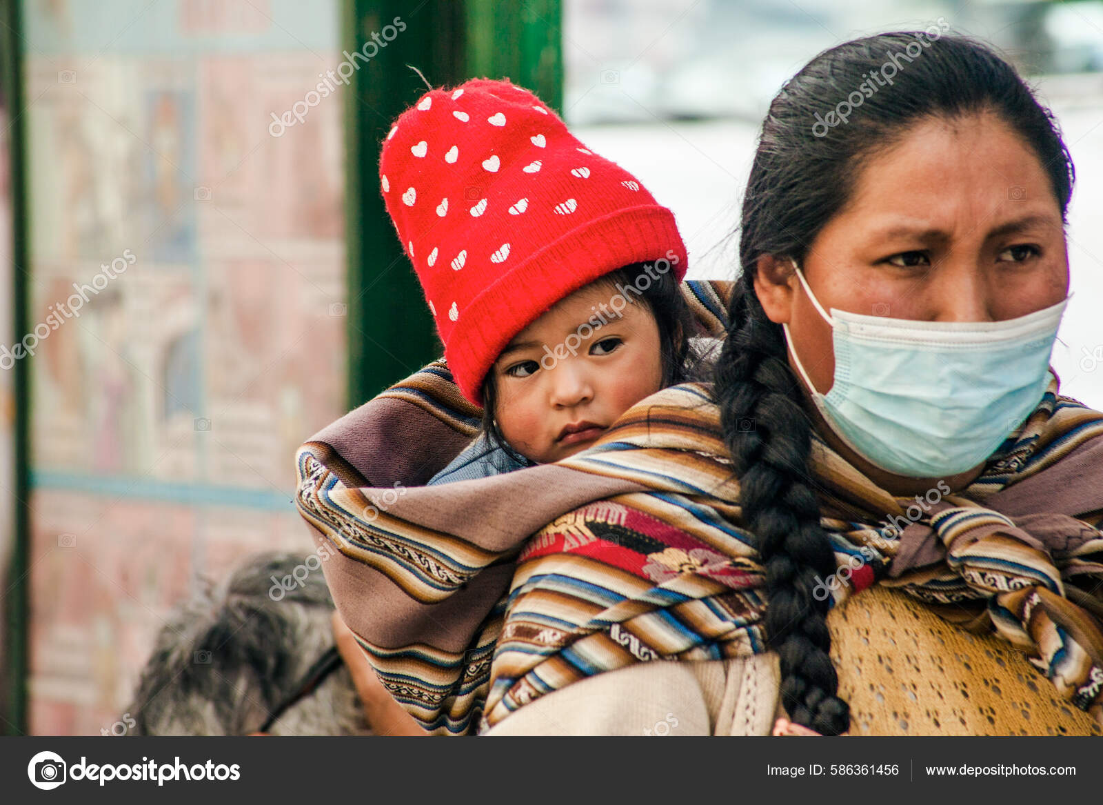 Peru May 2022 Peruvian People Traditional Clothes Cuzco Mother Her ...