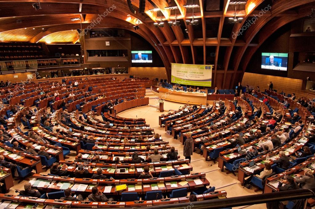 Sala plenaria del Parlamento europeo a Strasburgo — Foto Editoriale ...