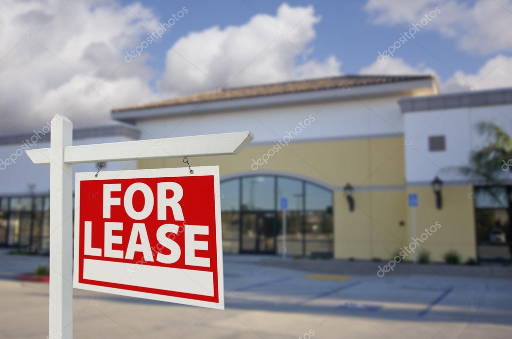 Vacant Retail Building with For Lease Real Estate Sign — Stock Photo ...