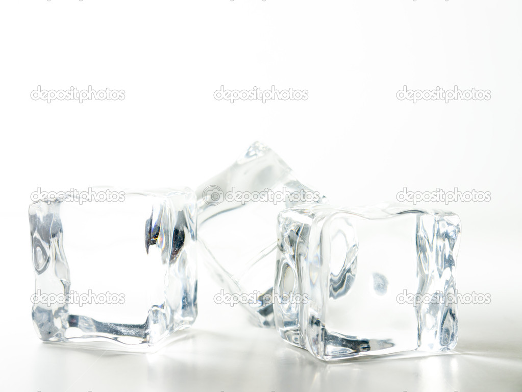Ice cubes on white BG — Stock Photo © netfalls #40336477