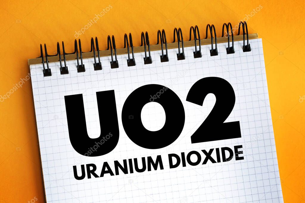 UO2 - texto acrónimo de dióxido de uranio en bloc de notas, fondo ...
