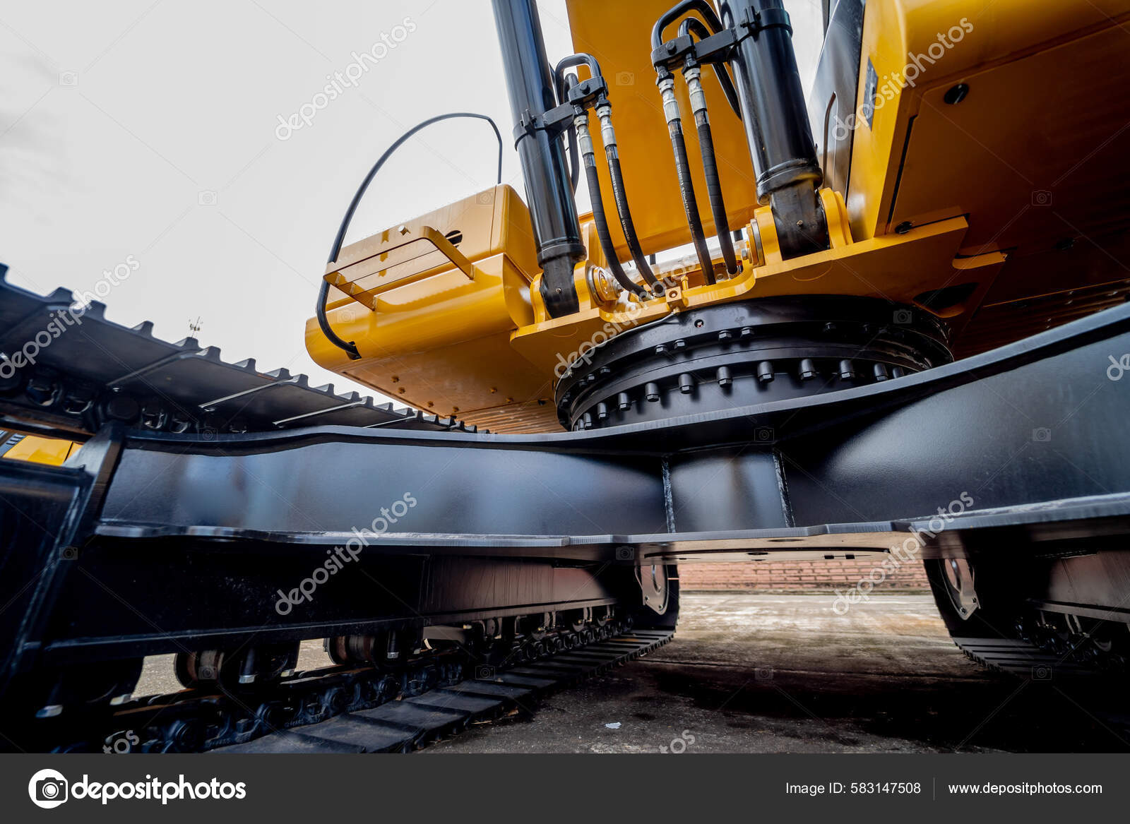 Details Hydraulicheavy Duty Equipment Vehicle Display Area Dealership ...