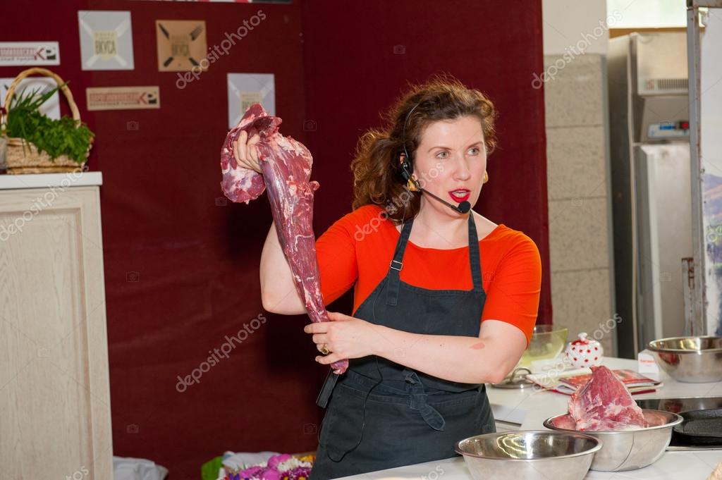Cooking class "Taste Lesson - Beef" – Stock Editorial Photo © toxawww ...