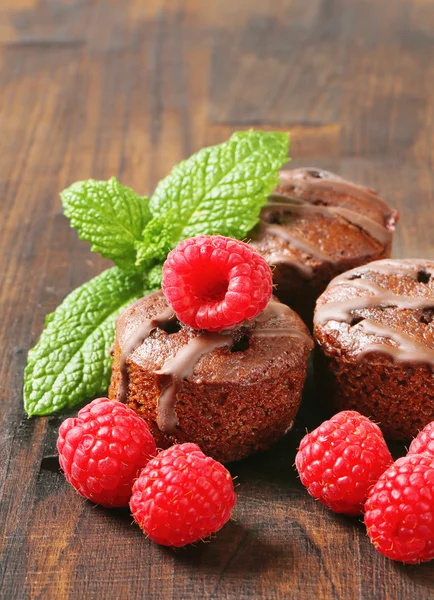 ᐈ Cute small cakes near me stock photos, Royalty Free mini cakes images ...