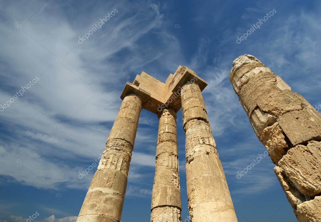 Apollo Temple at the Acropolis of Rhodes, Greece — Stock Photo ...