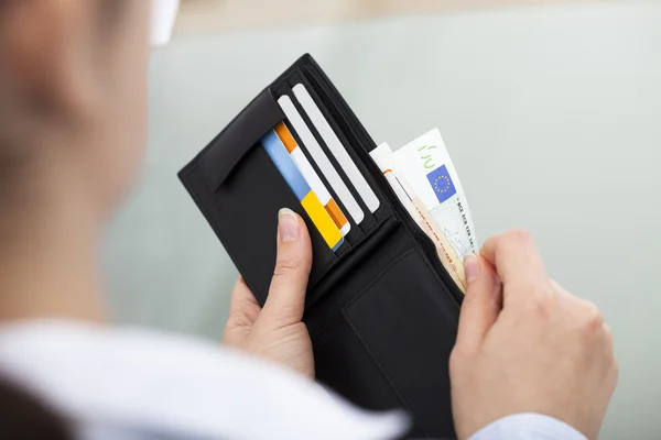 16,090 Open wallet Stock Photos, Open wallet Images | Depositphotos®