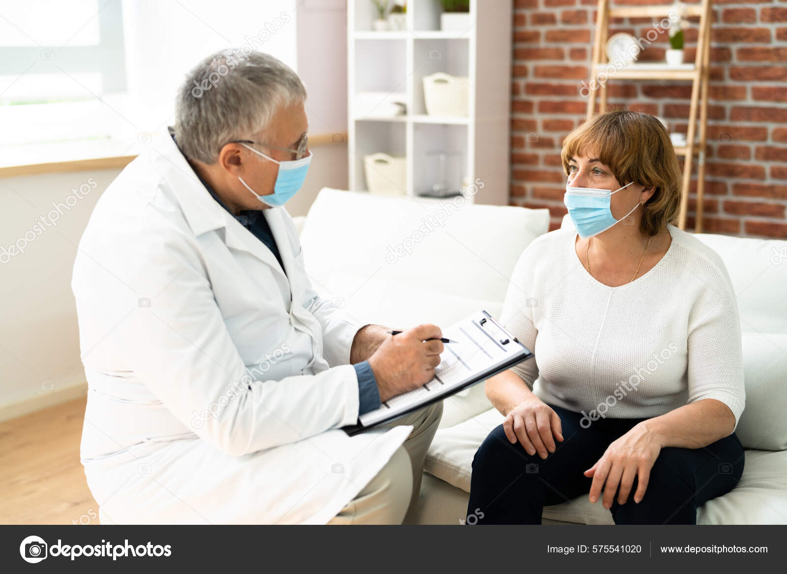 Doctor Talking Elderly Patient Home Stock Photo by ©AndreyPopov 575541020