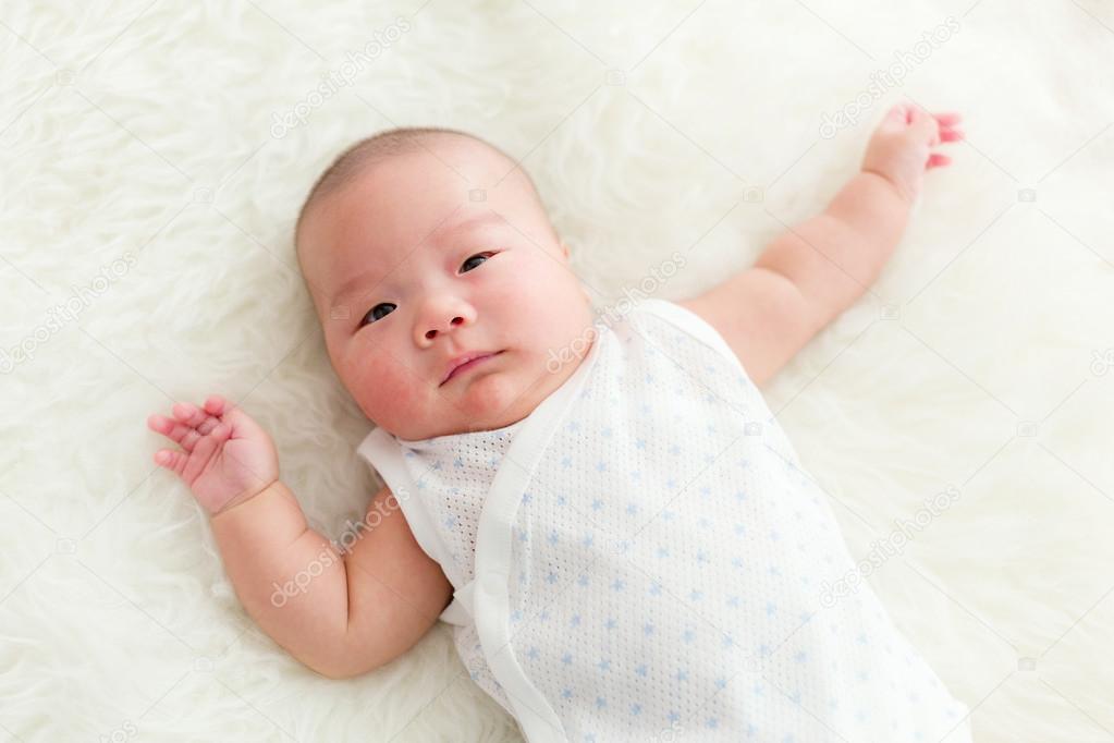 Asian new born baby Stock Photo by ©leungchopan 48396275