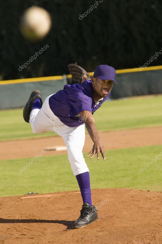 Lanzamiento de lanzador de béisbol 2023