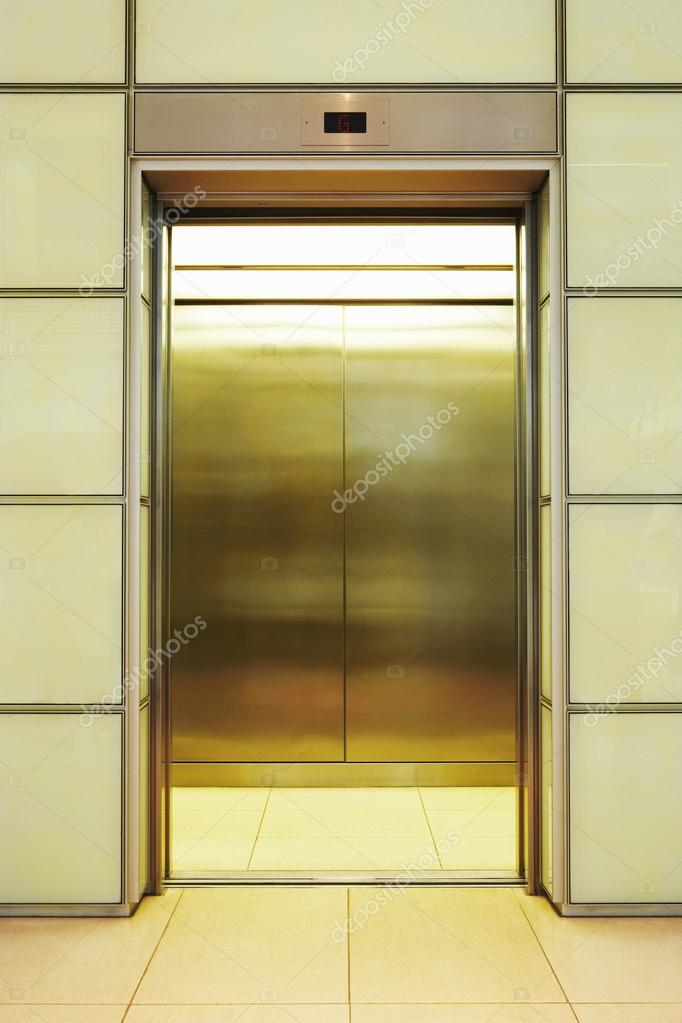 Elevator — Stock Photo © londondeposit #33834103