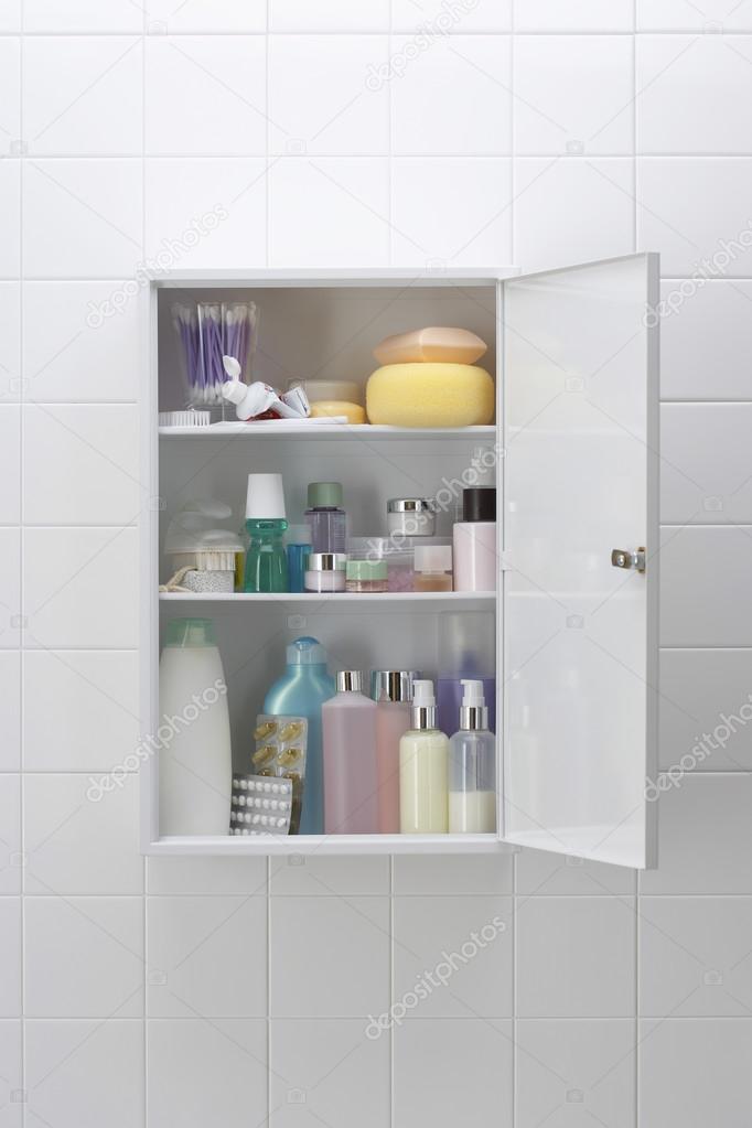 Bath accessories on shelves Stock Photo by ©londondeposit 33853051