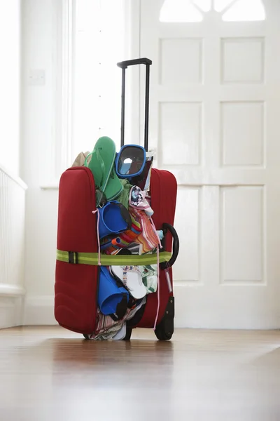 Bulging suitcase Stock Photos, Royalty Free Bulging suitcase Images ...