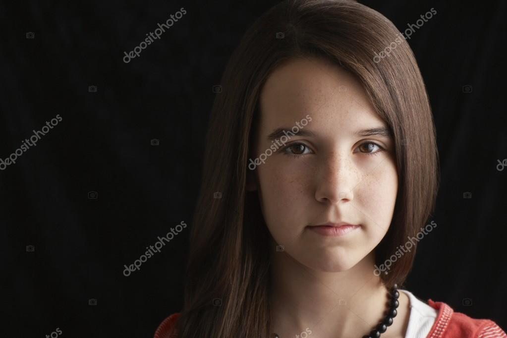 Girl portrait Stock Photo by ©londondeposit 33885517