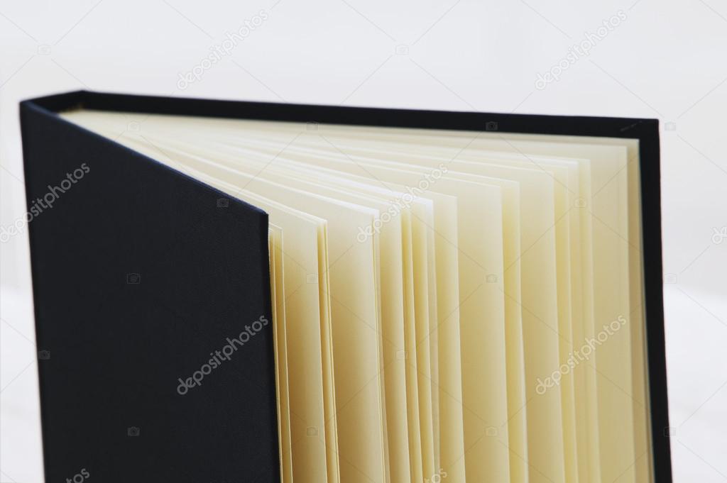 Open book — Stock Photo © londondeposit #33889399