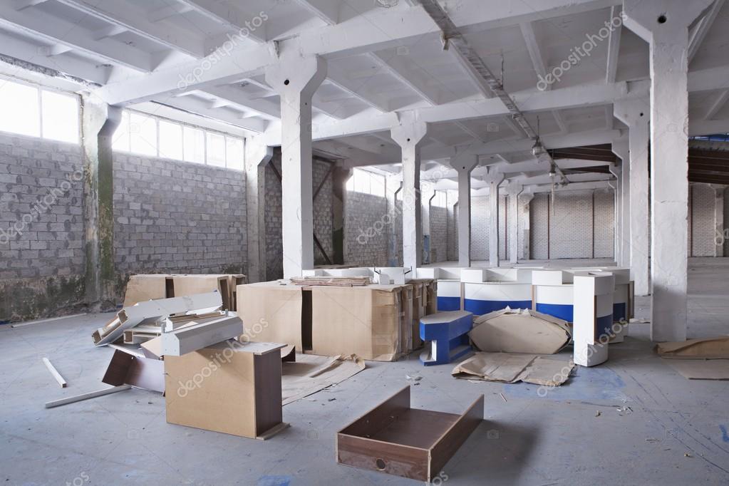 Messy warehouse Stock Photo by ©londondeposit 33985477
