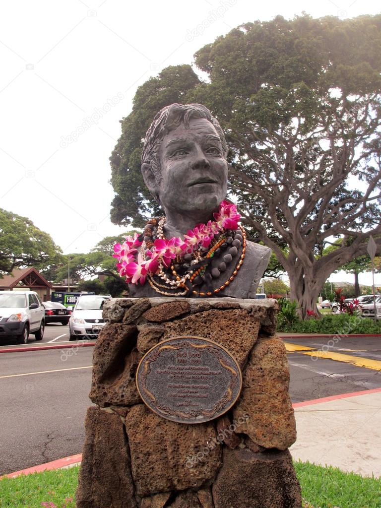 Pictures : jack lord last | Jack Lord Statue at Kahala Mall – Stock ...