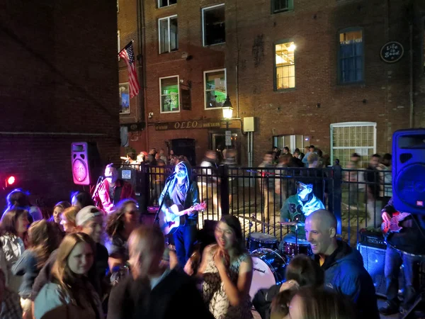 Bar band Stock Photos, Royalty Free Bar band Images | Depositphotos