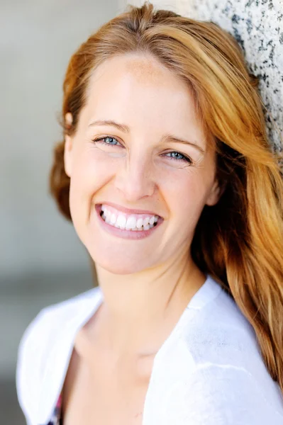 Rostro amigable fotos de stock, imágenes de Rostro amigable sin ...