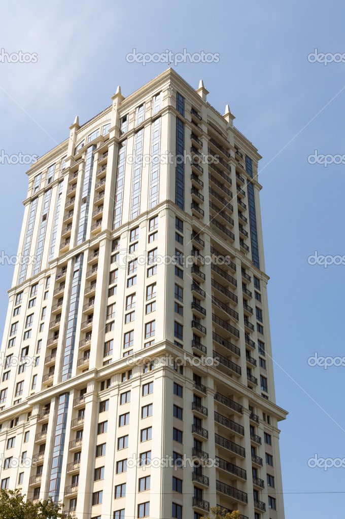 Modern high-rise apartment building — Stock Photo © rogkoff #15596315