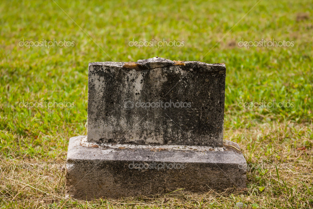 Old Broken Gravestone — Stock Photo © bddigitalimages #13603775