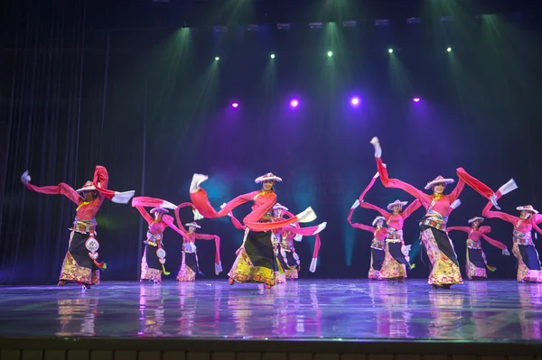 Tarian malaysia Stock Photos, Royalty Free Tarian malaysia Images ...