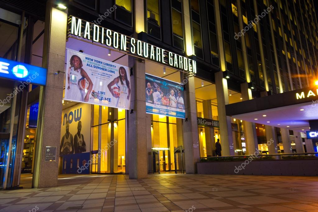 Madison Square Garden NYC — Stock Editorial Photo © littleny #12825177