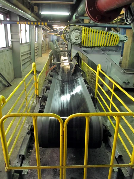 Slag on conveyor Stock Photos, Royalty Free Slag on conveyor Images ...