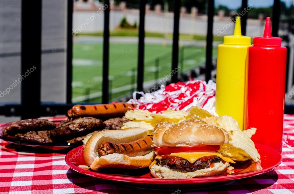 Tailgating Stock Photo by ©dehooks 32707245