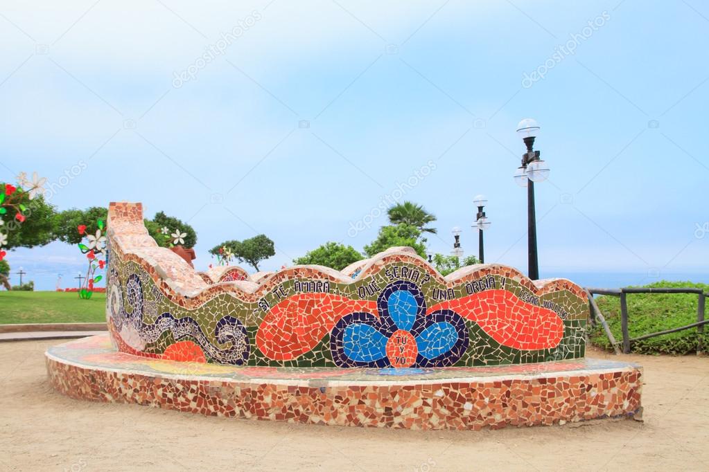 El Parque del Amor, in Miraflores, Lima, Peru — Stock Photo © pxhidalgo ...