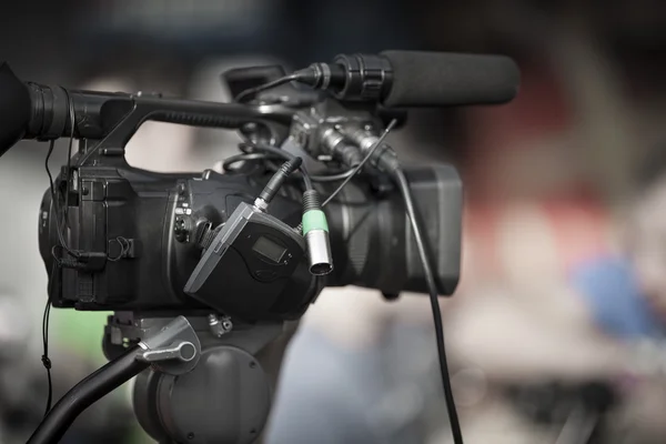 News shooting Stock Photos, Royalty Free News shooting Images ...