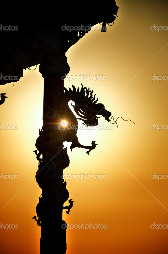 Dragon roll column statue silhouette — Stock Photo © beach boy 2024 ...