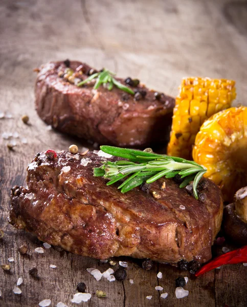 Delicious beef steak — Stock Photo © Kesu01 #24435337