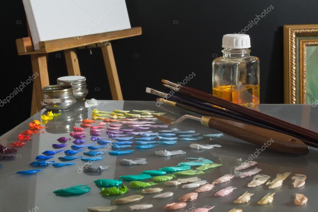 Artist's paint palette and workspace. Stock Photo by ©Leftleg 22800860