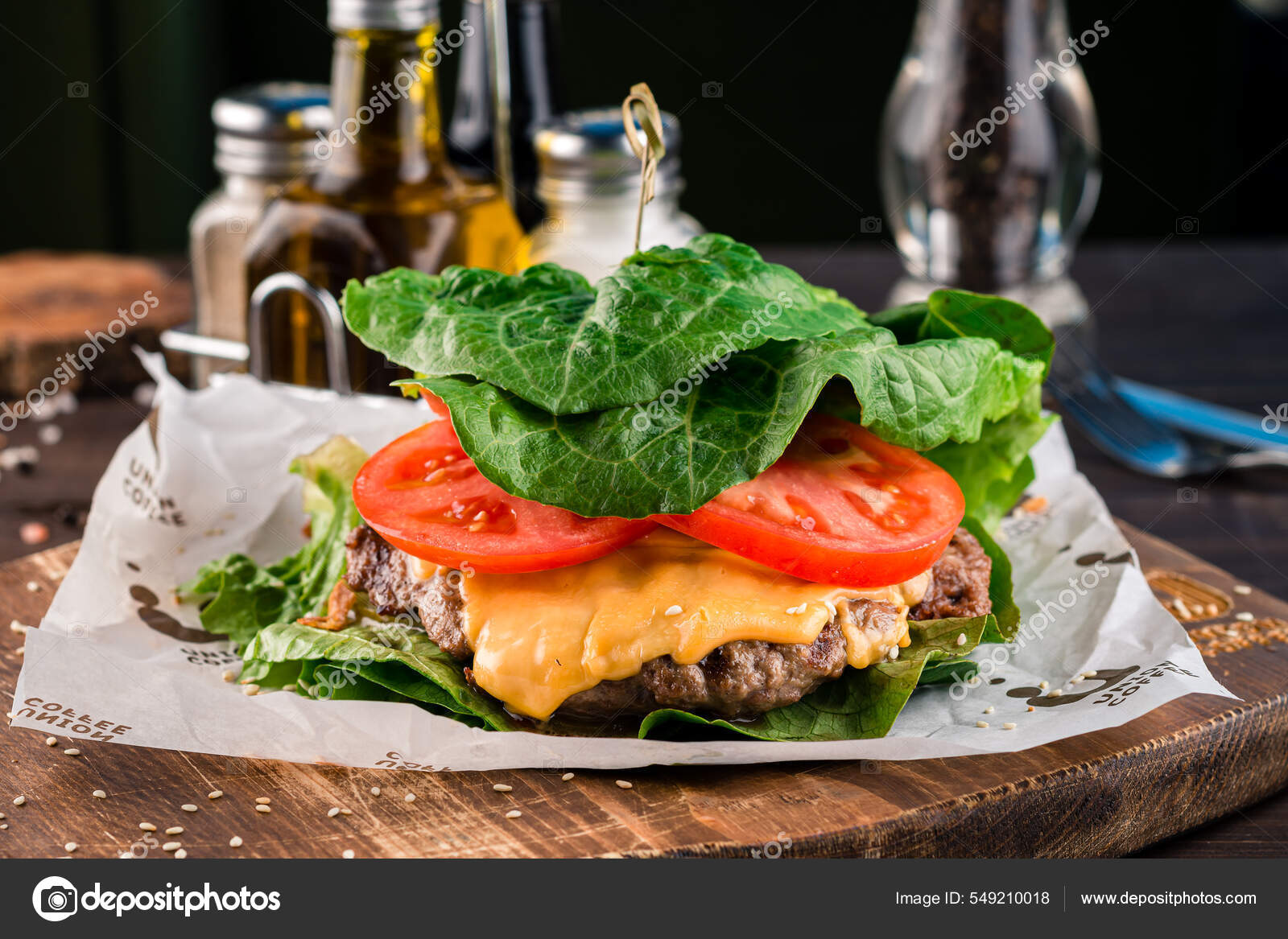 Burger Lettuce Leaves Low Carb Keto Burger Bun Wrapped Leaf — Stock ...