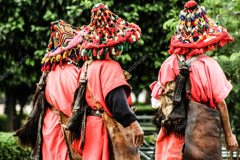 In traditional clothes in Marrakesh, Morocco. — Stock Photo © Curioso ...