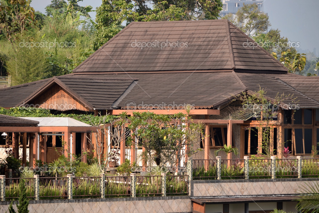 Rumah joglo restaurant — Stock Editorial Photo © bluemarine #47808175