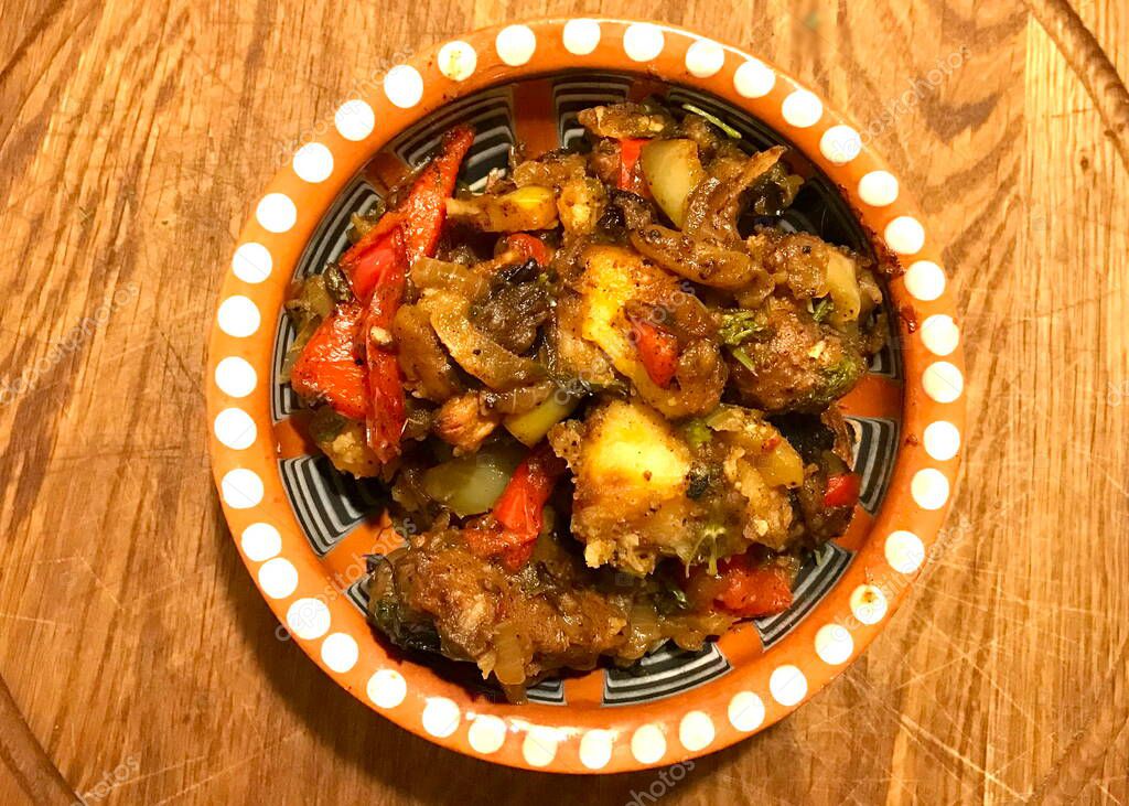 Ojakhuri is a Georgian national dish, which is fried meat with potatoes ...