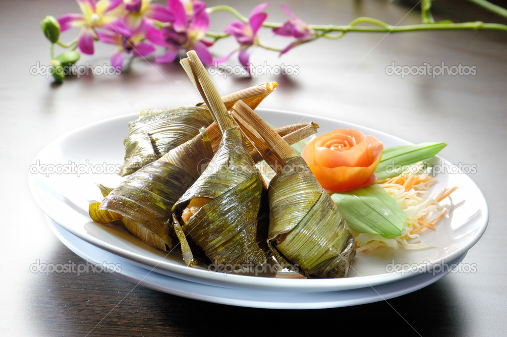 Pollo de hoja pandan. Pollo frito oriental 2023