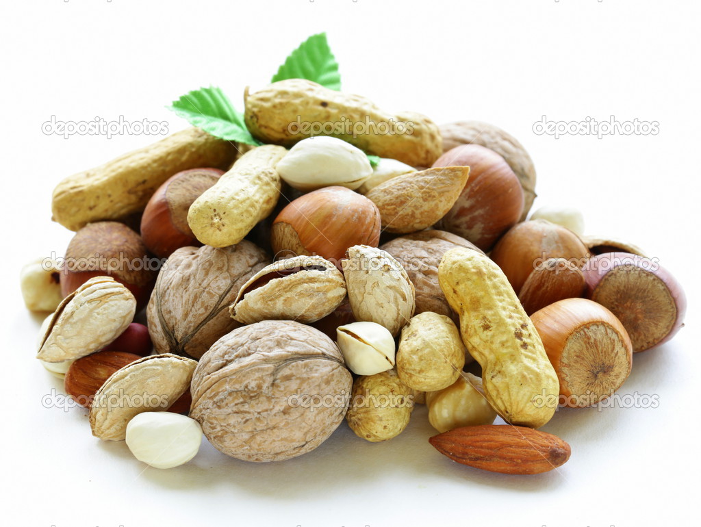 Mélanger les noix - noix, noisettes, amandes, arachides, pistaches sur ...